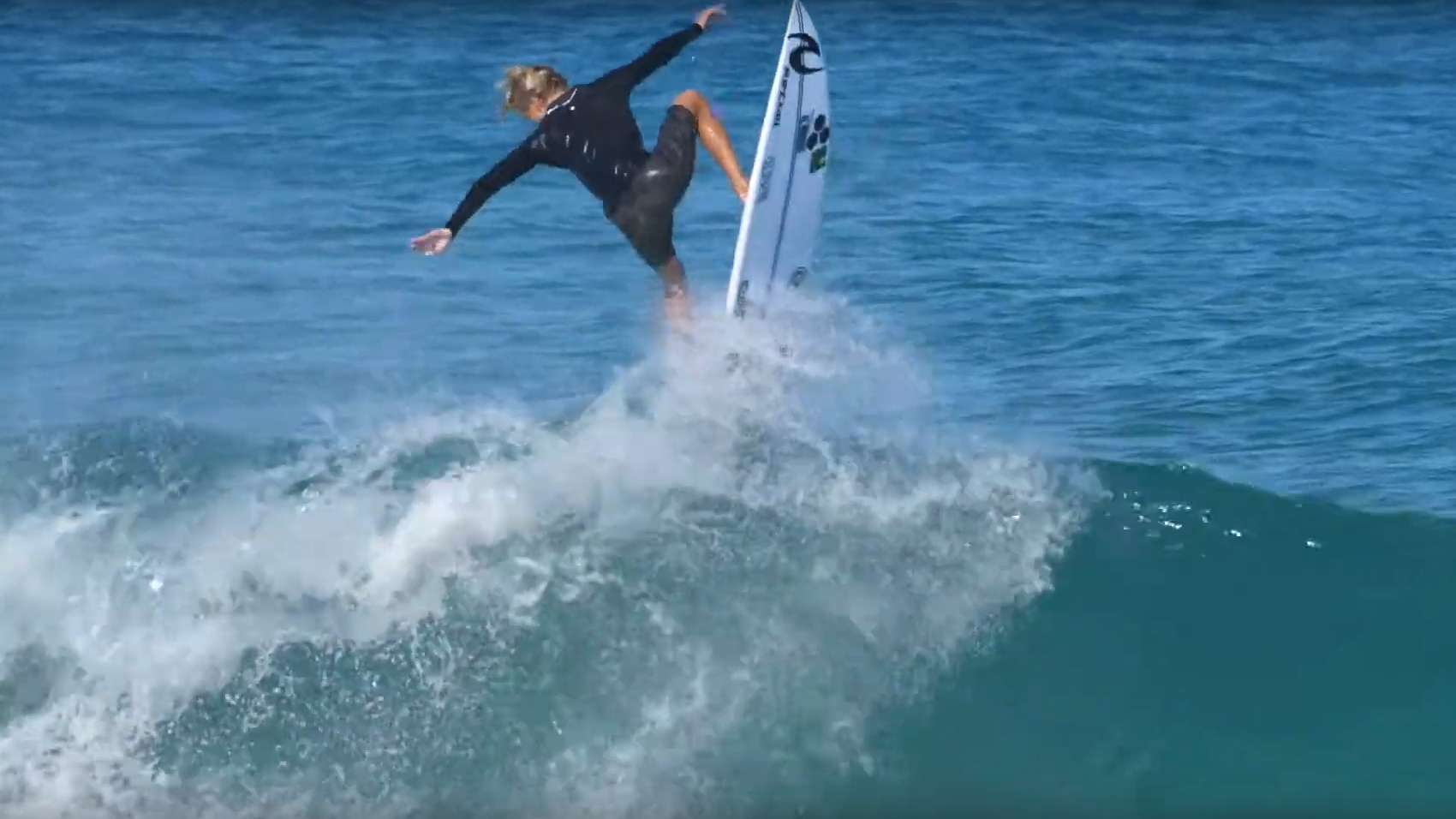 Surf N Sea Junior / Luke Swanson – Freesurf Magazine
